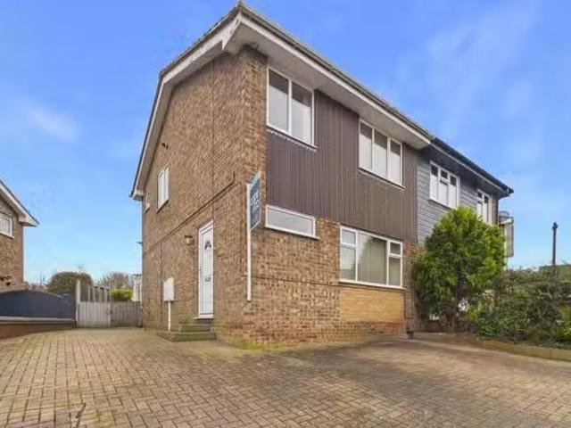 3 bedroom semi detached house for rent in Hill View, Repton, D.