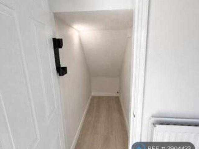 3 bedroom semi detached house for rent in Hillerton Close, Liverpool, L12