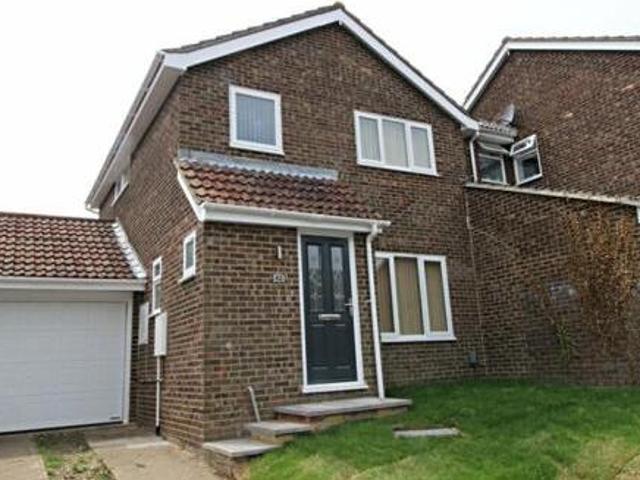 3 Bedroom Semi detached House For Rent In Hitchin