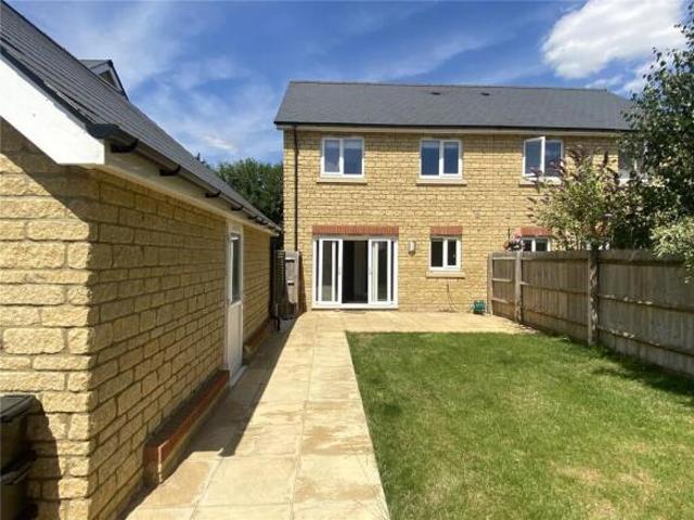 3 bedroom semi detached house for rent in Homington Avenue, Badbury Park, Coate, Swindon, SN3