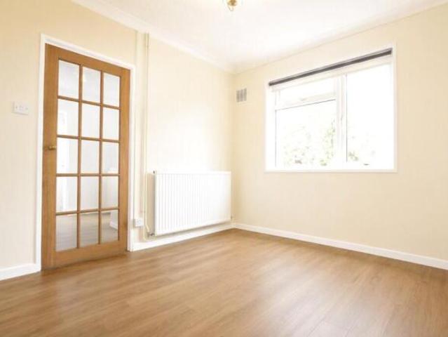 3 bedroom semi detached house for rent in Hogarth Walk, BRISTOL, BS7