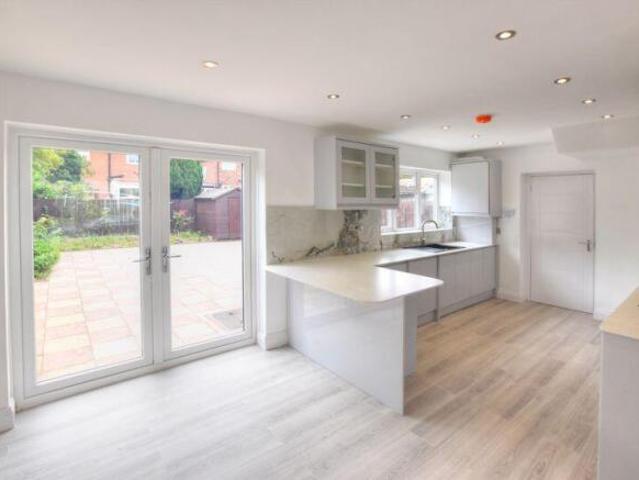 3 bedroom semi detached house for rent in Holystone Avenue, Gosforth, NE3