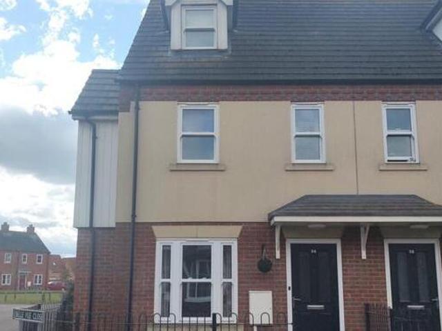 3 Bedroom Semi detached House For Rent In Holbeach