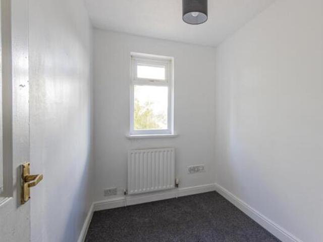 3 bedroom semi detached house for rent in Hollybush Road, Cyncoed, Cardiff, CF23