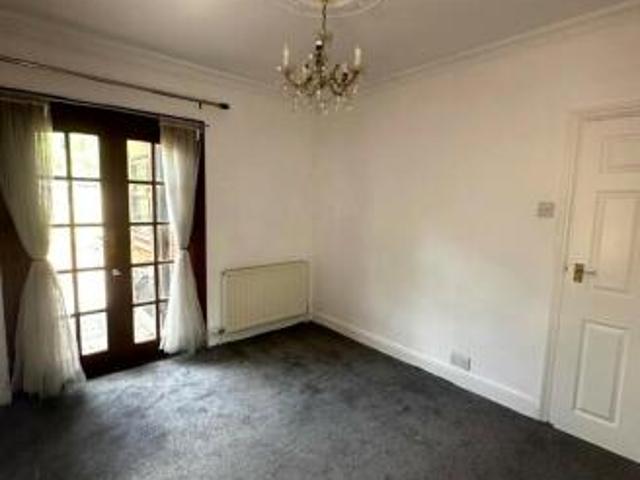 3 bedroom semi detached house for rent in Hornchurch Road, Hornchurch, Essex, RM11