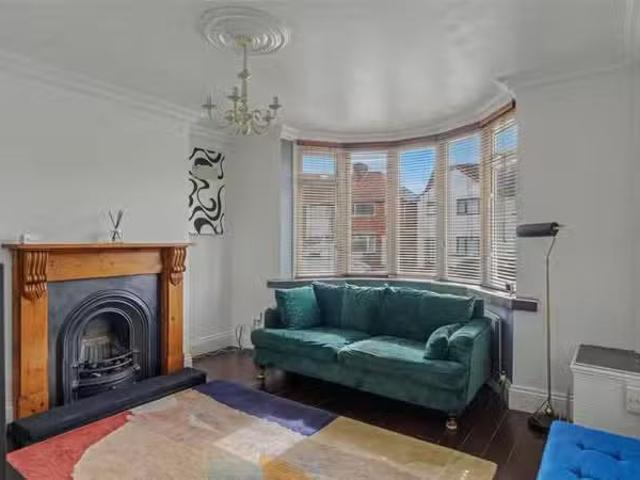 3 bedroom semi detached house for rent in Howard Road, Olton.