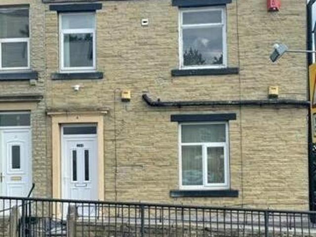 3 Bedroom Semi detached House For Rent In Huddersfield