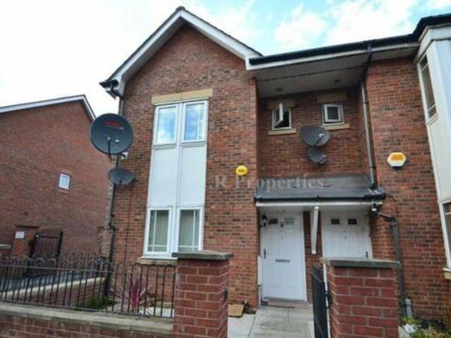 3 Bedroom Semi detached House For Rent In Hulme