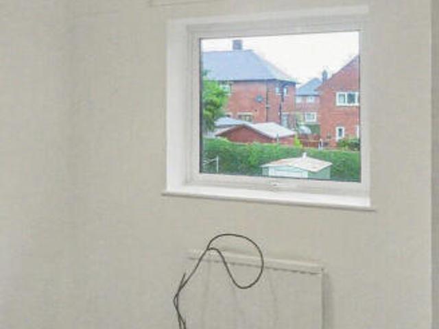 3 bedroom semi detached house for rent in Jermyn Way, SHEFFIELD, S12