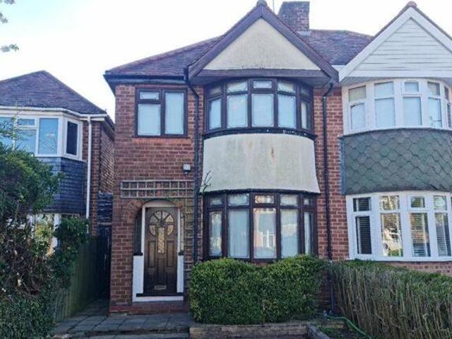 3 Bedroom Semi detached House For Rent In Kings Norton, Birmingham