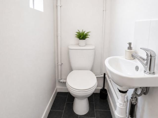3 bedroom semi detached house for rent in Kingsland Road, St Philips, BS2
