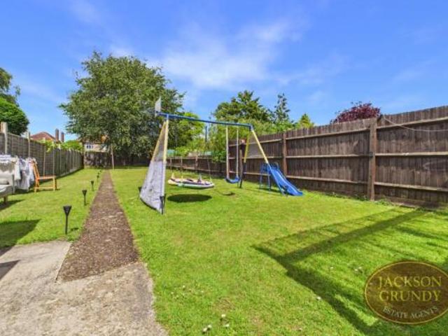 3 bedroom semi detached house for rent in Kingsway, Kingsthorpe Village, NN2 8HF, NN2