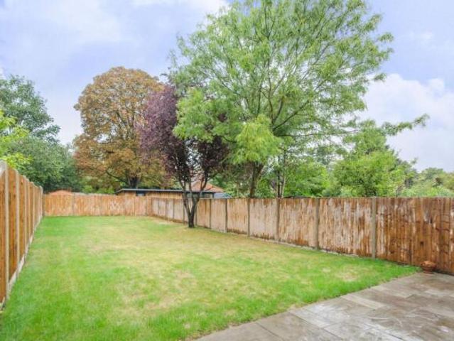 3 bedroom semi detached house for rent in Kidbrooke Park Road, Blackheath, London, SE3