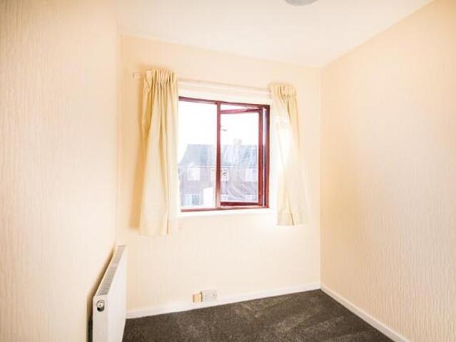 3 bedroom semi detached house for rent in Kirkdale Avenue, Leeds, West Yorkshire, LS12