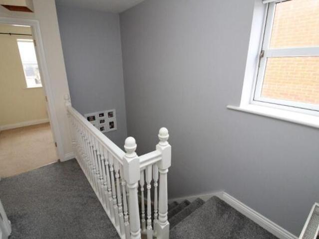 3 bedroom semi detached house for rent in Knightley Way, Hull, East Riding Of Yorkshire, HU7