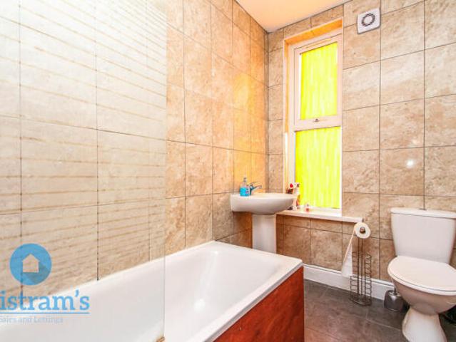 3 bedroom semi detached house for rent in Lace Street, Dunkirk, NG7