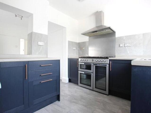 3 bedroom semi detached house for rent in Larkfield Road, Aigburth, Liverpool, Merseyside, L17