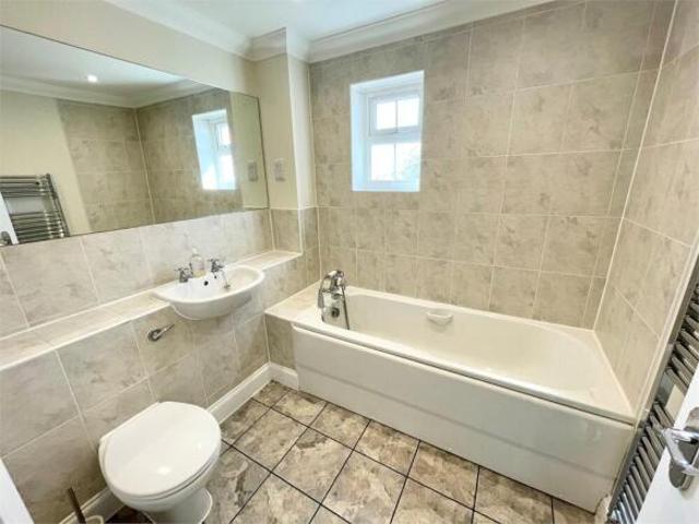 3 bedroom semi detached house for rent in Lent Green, Burnham, SL1