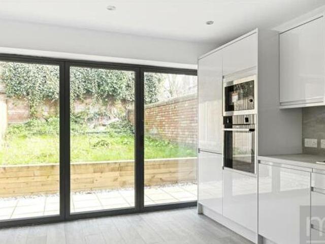 3 Bedroom Semi detached House For Rent In Lenton