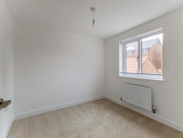 3 bedroom semi detached house for rent in Leaf Living at Westwood Point, Margate, kent, CT9