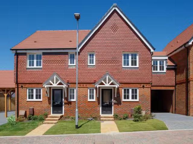 3 bedroom semi detached house for rent in Leaf Living at Fontw.