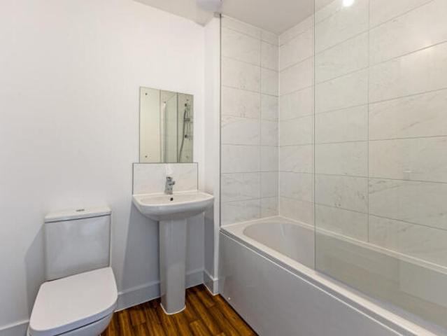 3 bedroom semi detached house for rent in Leaf Living at Redlands Grove, Wanborough, SN4, SN3