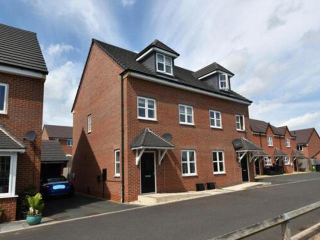 3 Bedroom Semi detached House For Rent In Leamington Spa