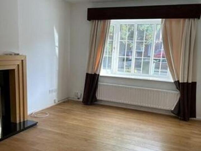 3 Bedroom Semi detached House For Rent In Leeds
