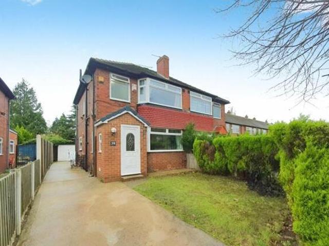 3 Bedroom Semi detached House For Rent In Leeds, West Yorkshire
