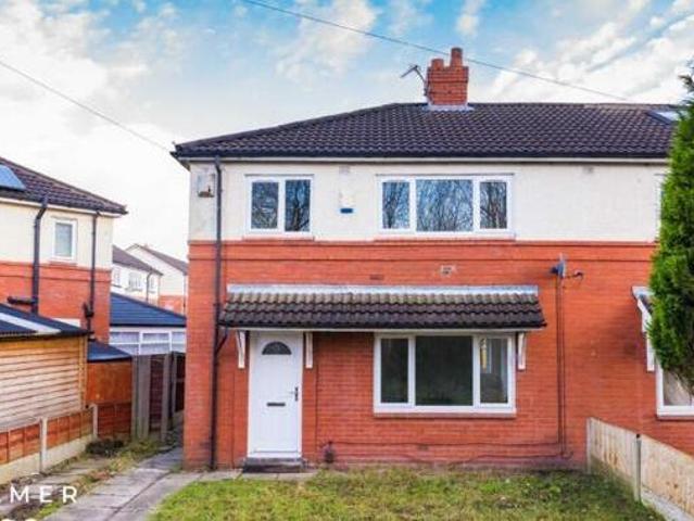 3 Bedroom Semi detached House For Rent In Leigh