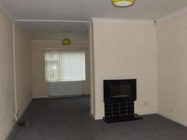 3 bedroom semi detached house for rent in Lesingham Drive, Tile Hill, CV4