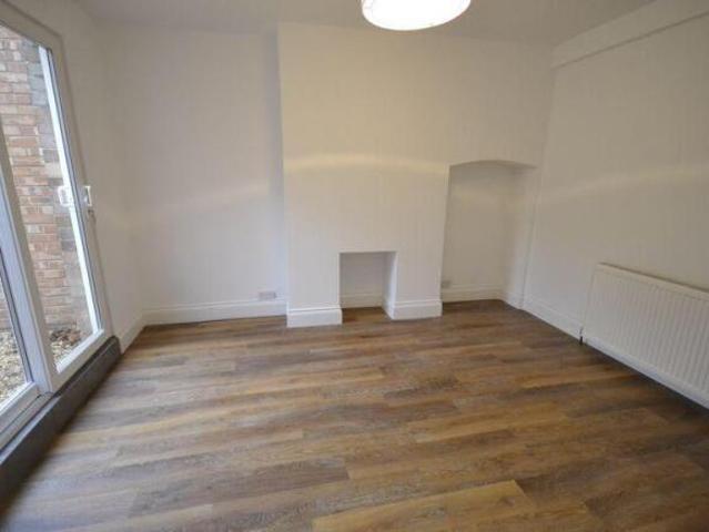 3 bedroom semi detached house for rent in Leys Road, Loughton, Milton Keynes, Buckinghamshire, MK5 8AZ, MK5