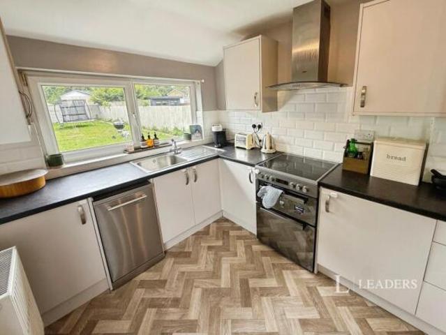 3 bedroom semi detached house for rent in Lincoln Road, Peterborough, Cambridgeshire, PE4