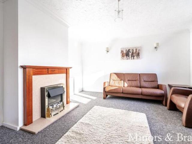 3 bedroom semi detached house for rent in Lindford Drive, Norwich, NR4