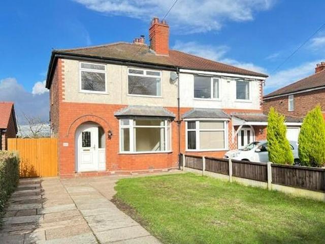 3 Bedroom Semi detached House For Rent In Little Leigh