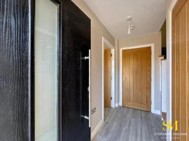 3 bedroom semi detached house for rent in Liverpool Road, Formby, Merseyside, L37