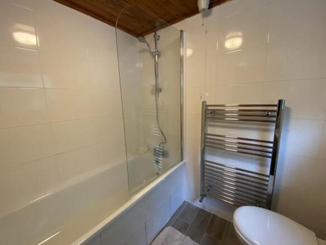3 bedroom semi detached house for rent in Livingstone Road, Southampton, SO14