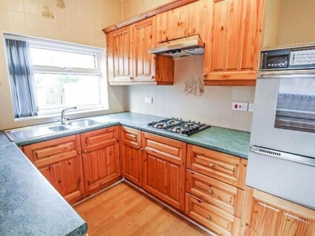 3 bedroom semi detached house for rent in Longford Place, Manchester, M14
