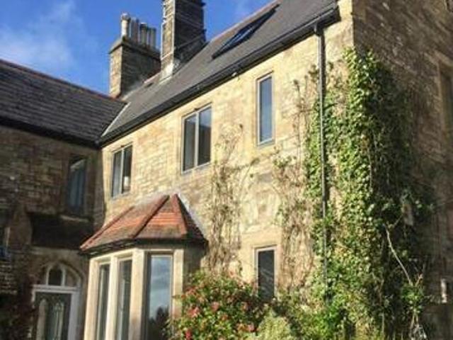 3 Bedroom Semi detached House For Rent In Lostwithiel