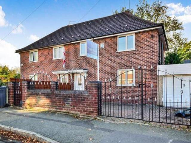 3 Bedroom Semi detached House For Rent In Manchester