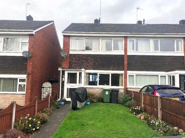 3 bedroom semi detached house for rent in Manor Road, Wolverhampton, West Midlands, WV4