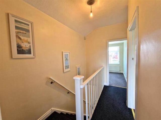 3 bedroom semi detached house for rent in Masefield Road, DONCASTER, DN2