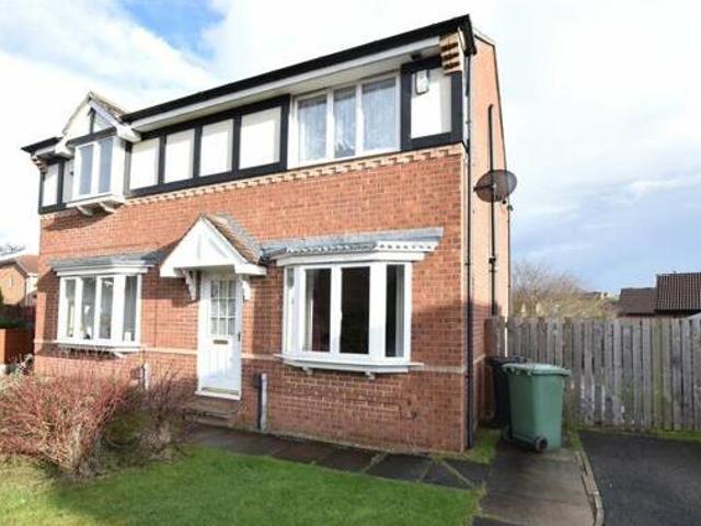 3 Bedroom Semi detached House For Rent In Meanwood, Leeds