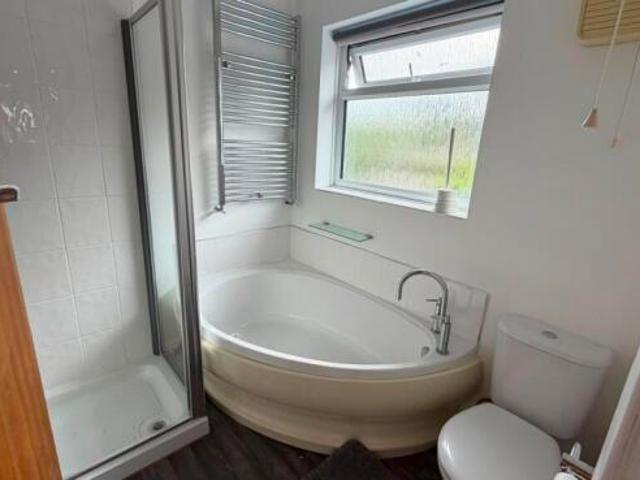 3 bedroom semi detached house for rent in Melford Hall Road, Solihull, B91