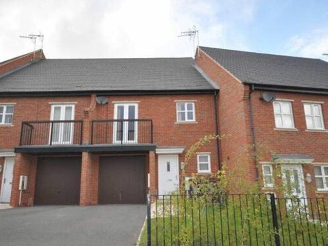 3 Bedroom Semi detached House For Rent In Midway