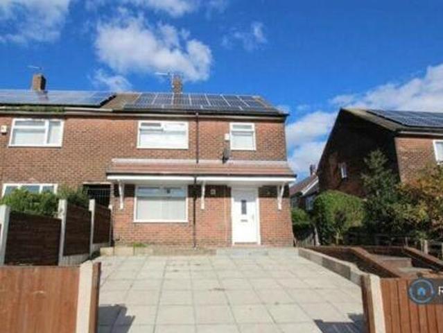 3 Bedroom Semi detached House For Rent In Middleton, Manchester