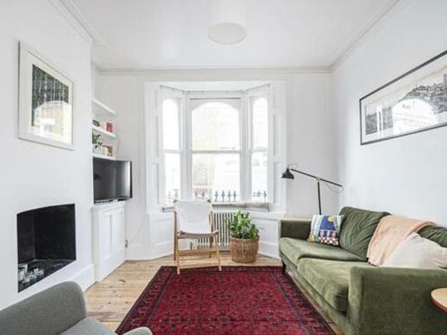 3 Bedroom Semi detached House For Rent In Mile End, London