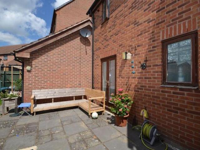3 bedroom semi detached house for rent in Miserden Crescent, Westcroft, Milton Keynes, Buckinghamshire, MK4 4GJ, MK4