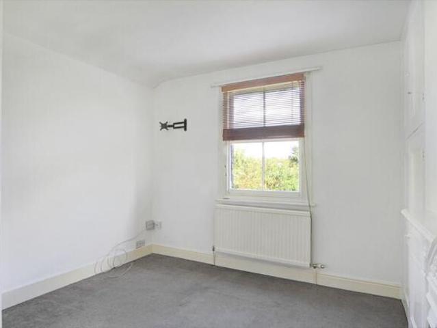3 bedroom semi detached house for rent in Montague Road, Cambridge, CB4