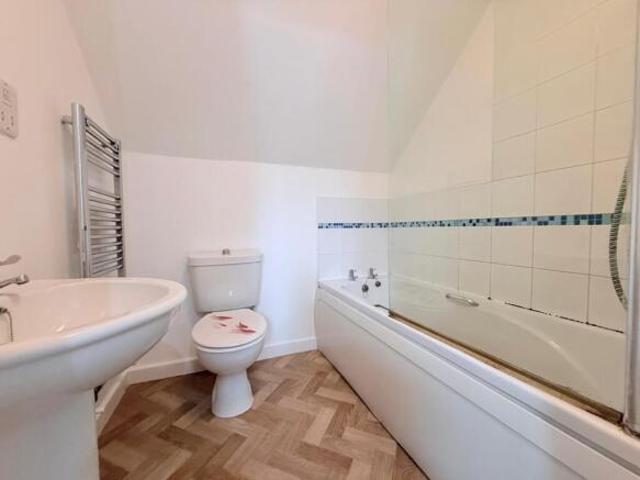 3 bedroom semi detached house for rent in Mundella Road, Nottingham, NG2 2EQ, NG2